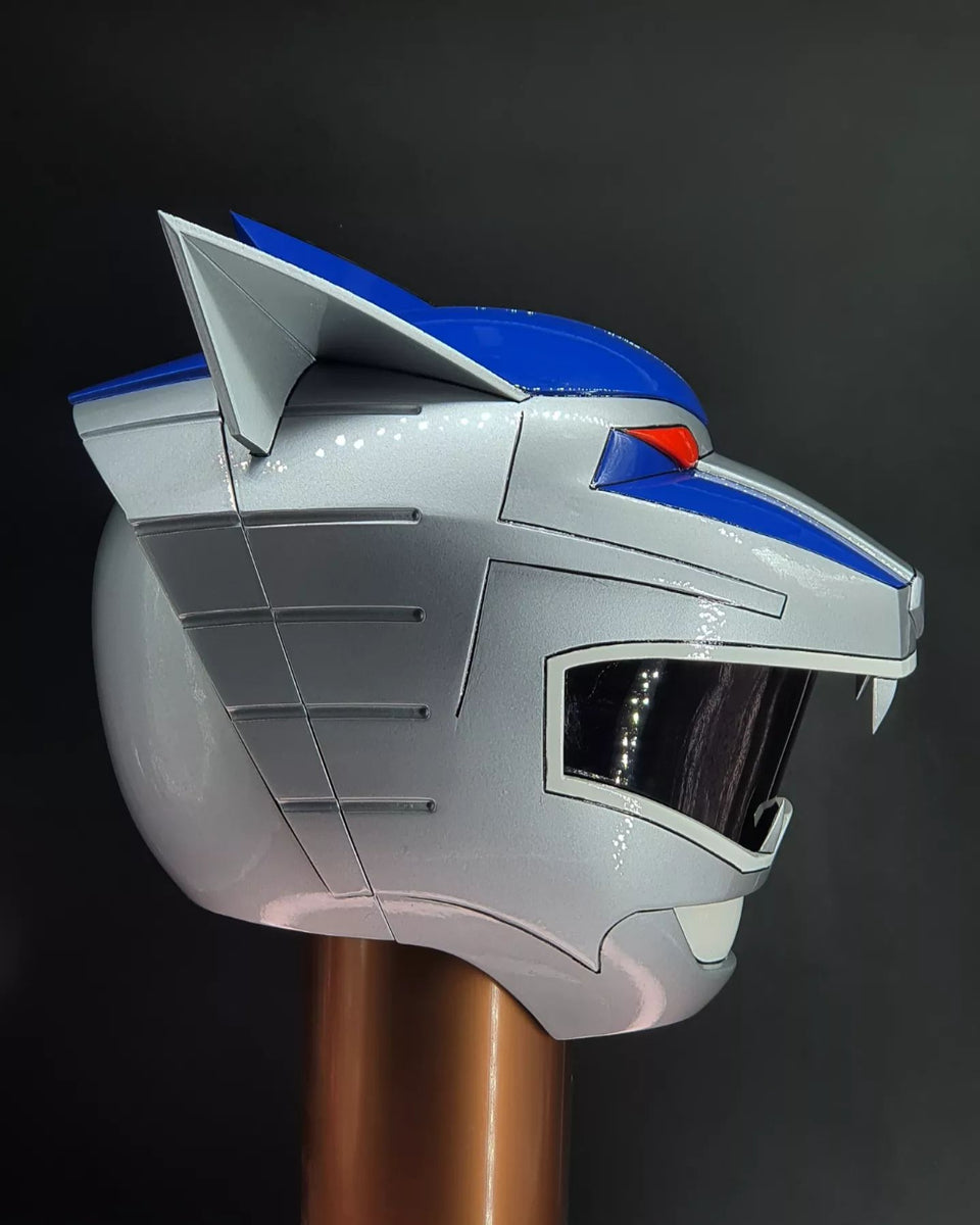 Lunar Wolf Helmet – Starchild Props